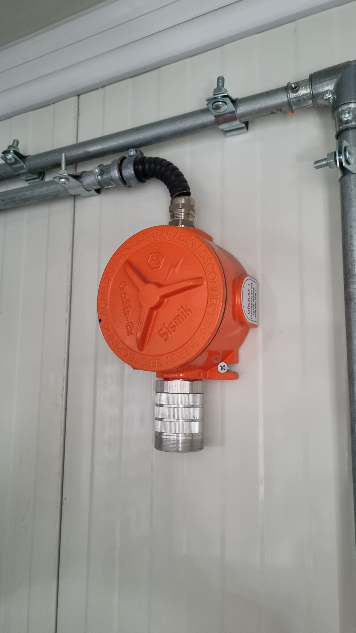 What is FM200? FM200 Fire Extinguishing System - Adatech